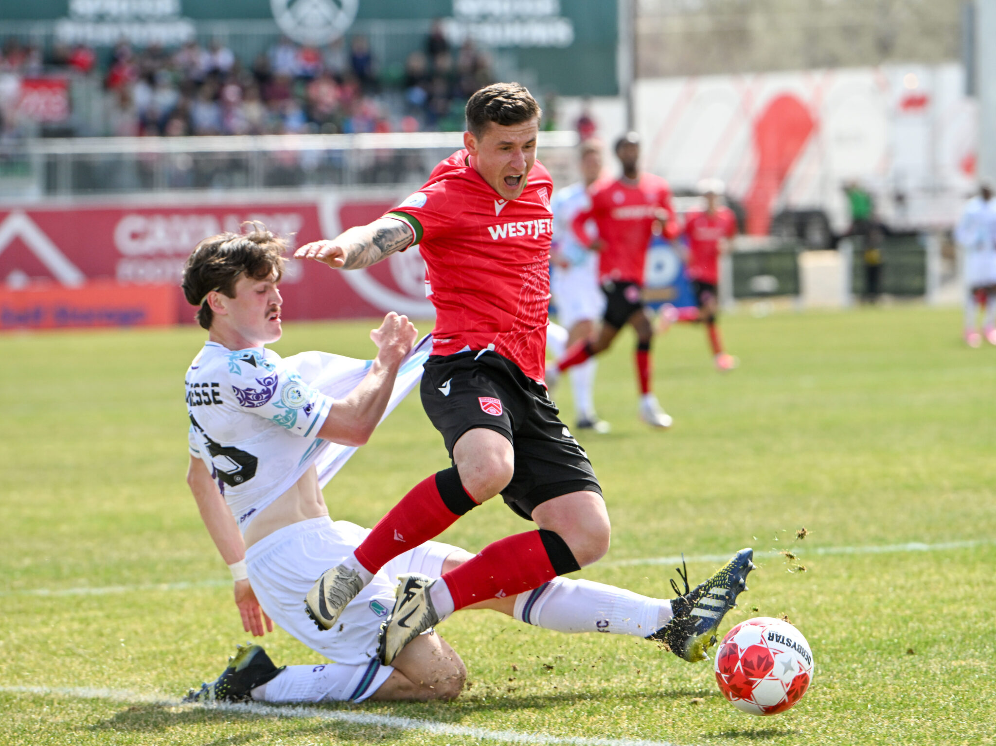 Éric Lajeunesse, l’étudiant et athlète modèle du Pacific FC – La ...